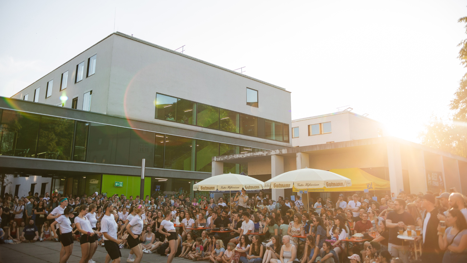 Ausgelassene Stimmung beim uni.fest 2023 - uni.blog